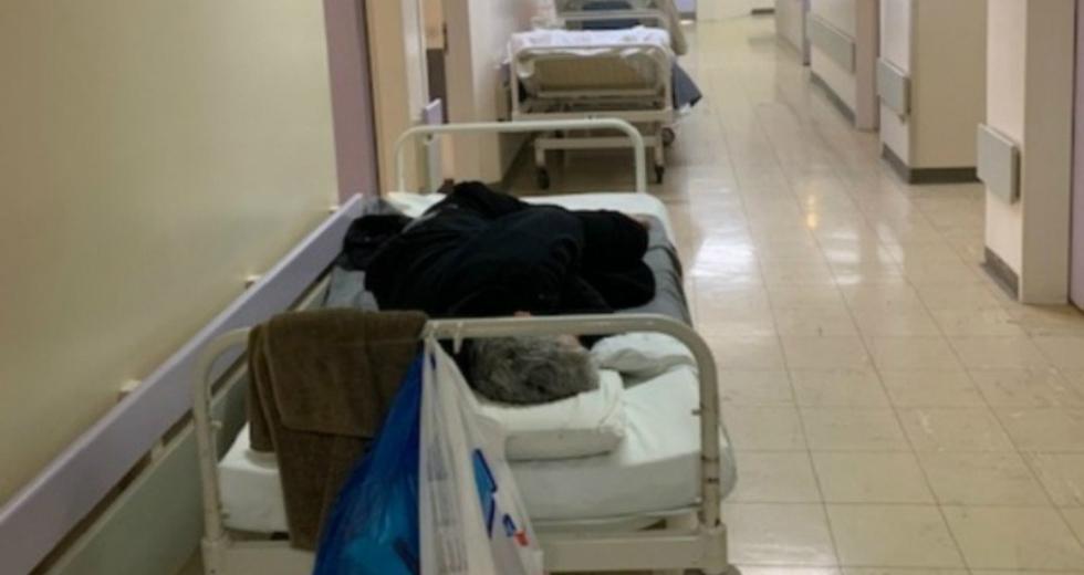 ΕΙΚΟΝΕΣ ΝΤΡΟΠΗΣ ΣΤΗΝ ΨΥΧΙΑΤΡΙΚΗ ΤΟΥ ΠΑΓΝΗ – Μάριος Διονέλλης | Πίσω Σελίδες