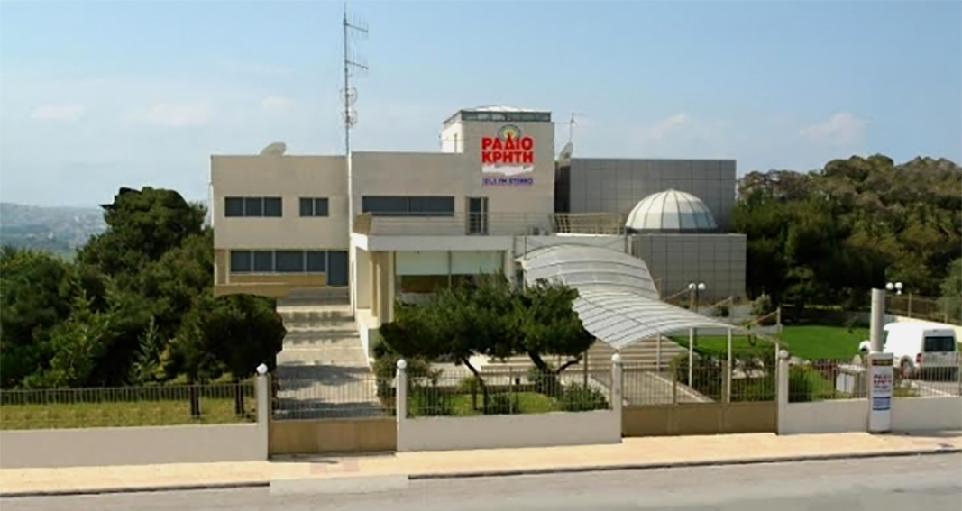 ΓΙΑΤΙ ΑΠΟΧΩΡΩ ΑΠΟ ΤΟ “ΡΑΔΙΟ ΚΡΗΤΗ” – Μάριος Διονέλλης | Πίσω Σελίδες