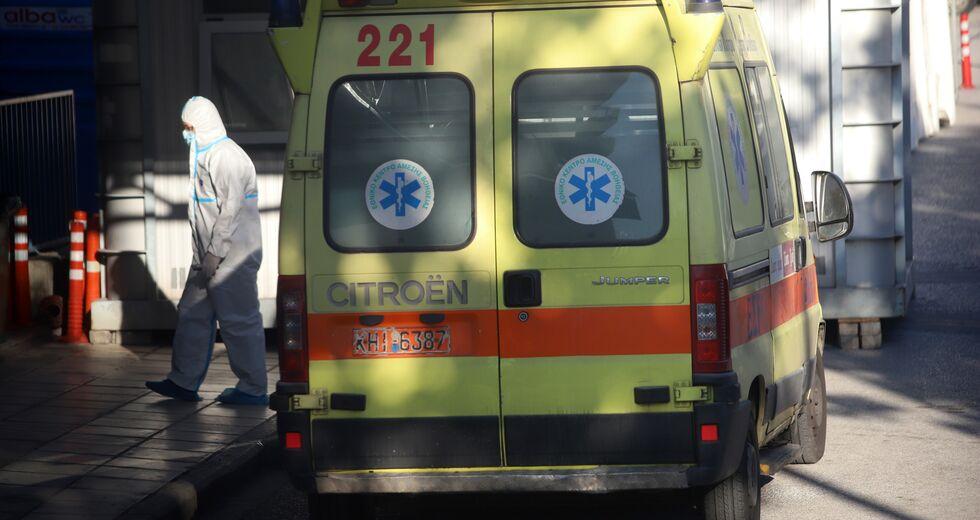 ΙΕΡΕΙΣ ΚΑΙ ΒΡΕΦΗ ΣΗΜΑΔΕΥΕΙ Ο COVID ΣΤΗΝ ΚΡΗΤΗ – Μάριος Διονέλλης | Πίσω ...