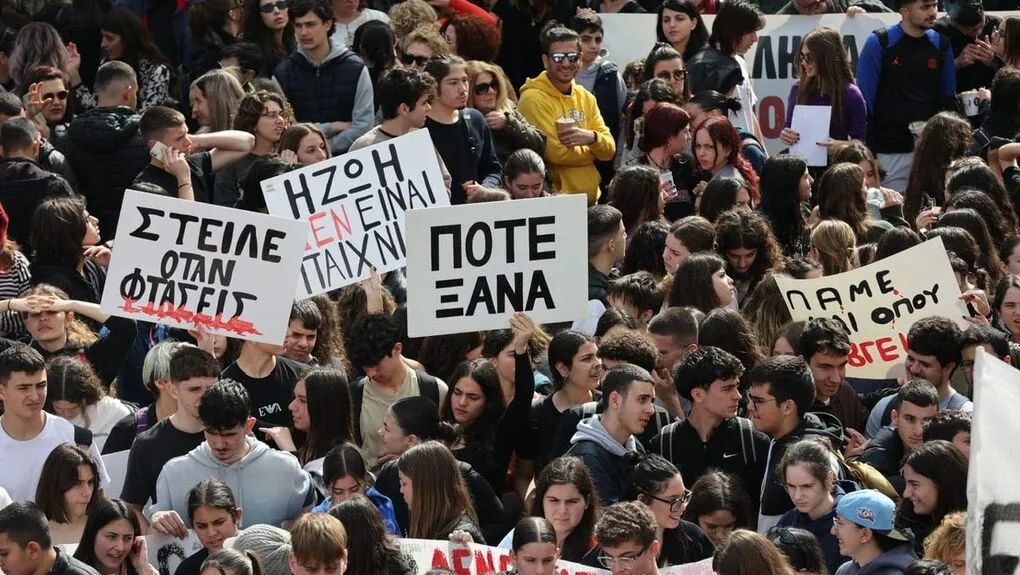 «ΠΟΤΑΜΙΑ» ΔΙΑΜΑΡΤΥΡΙΑΣ ΚΑΙ ΣΤΗΝ ΚΡΗΤΗ - Μάριος Διονέλλης