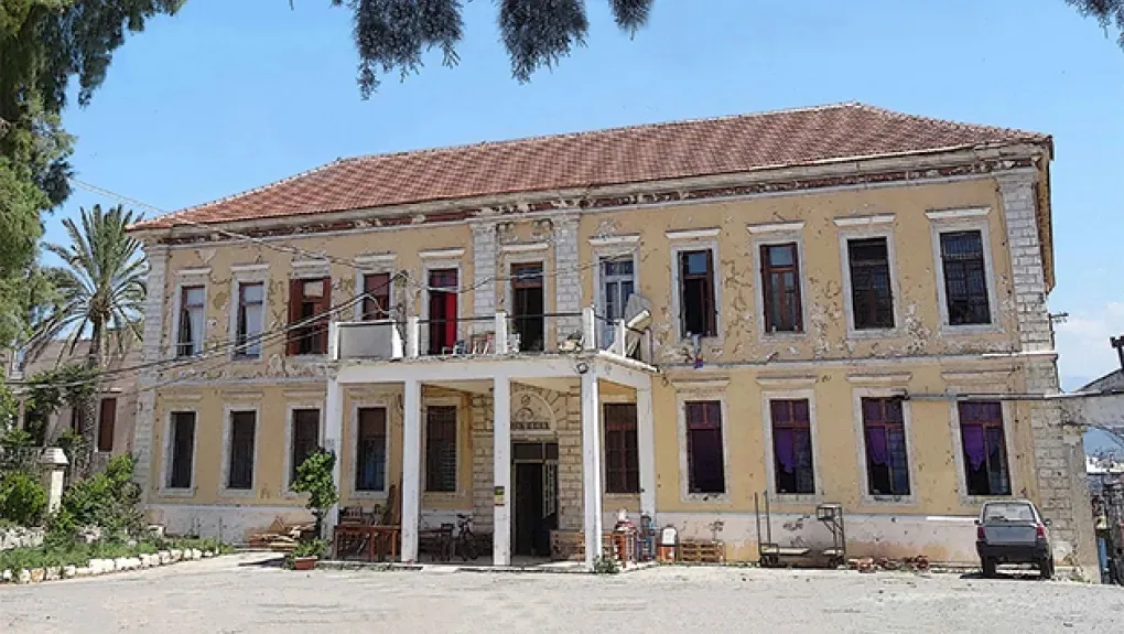 ΜΕ «ΕΝΤΟΛΗ»… ΜΕΝΔΩΝΗ ΤΑ ΜΑΤ ΣΤΗ ROSA NERA; – Μάριος Διονέλλης | Πίσω ...