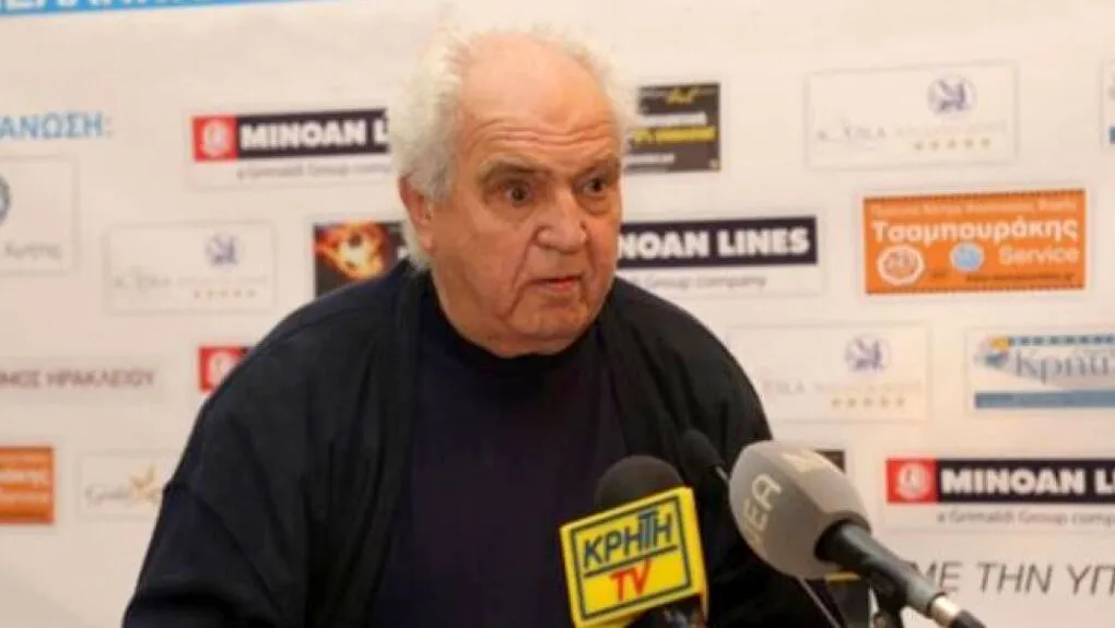 «ΚΩΣΤΑ, ΓΕΛΑ ΜΕ ΤΗΝ ΚΑΡΔΙΑ ΣΟΥ» – Μάριος Διονέλλης | Πίσω Σελίδες